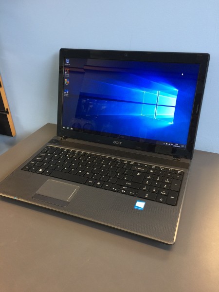 Acer Aspire 5733 - Kelvedonit.com